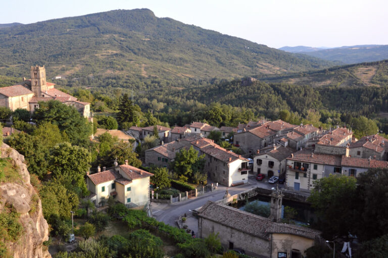 Santa Fiora, das schönste Bergdorf der Maremma?